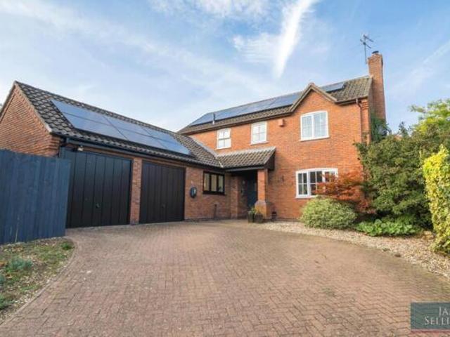 4 Bedroom House Great Glen Great Glen 100988070