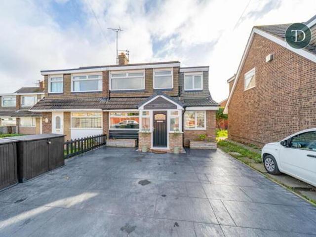 4 Bedroom House Great Sutton Cheshire West And Chester 99029109