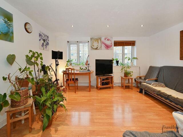 4 Bedroom House Greenwich Greater London 99029040