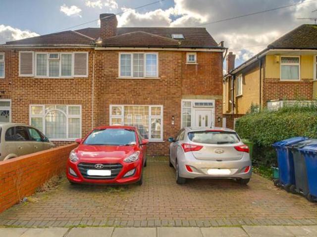 4 Bedroom House Greenford Greater London LS100854765