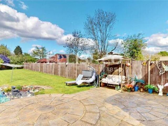 4 Bedroom House Greenford Greater London LS101892034