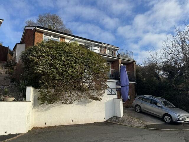 4 Bedroom House Dawlish Devon 100786730