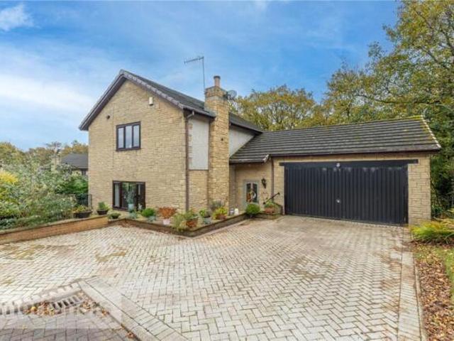 4 Bedroom House Darwen Blackburn With Darwen 98503893