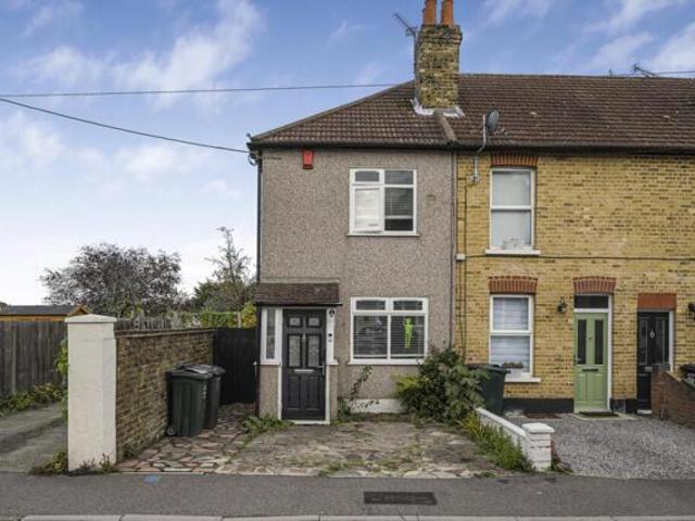 4 Bedroom House Dartford Kent 100786982