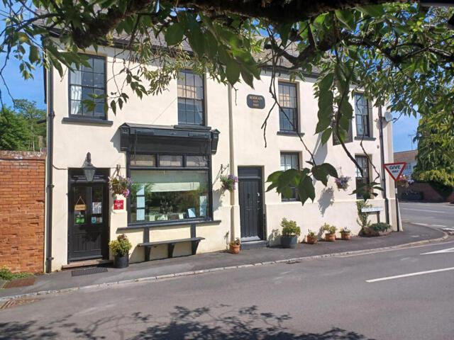 4 Bedroom House Devon Devon 99380747