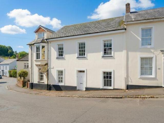 4 Bedroom House Devon Devon LS100191736