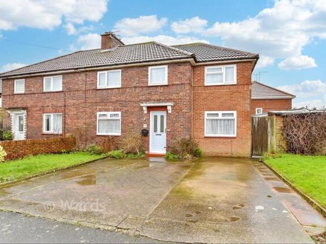 4 Bedroom House Deal Kent LS99895181