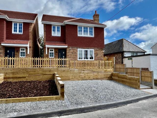 4 Bedroom House Deal Kent 99290545