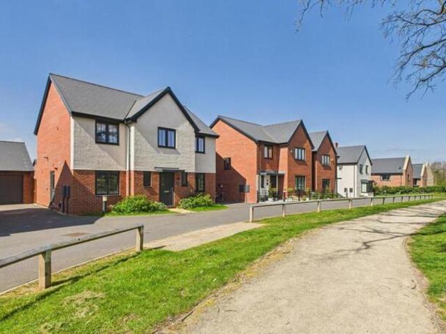 4 Bedroom House Derby Derbyshire 99130243