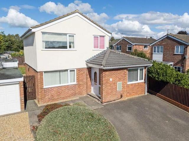 4 Bedroom House Desborough Northamptonshire LS99608105
