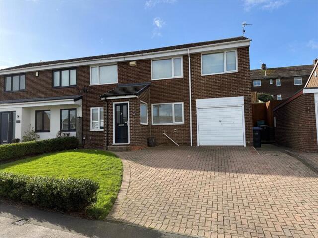 4 Bedroom House Durham County Durham LS101675055