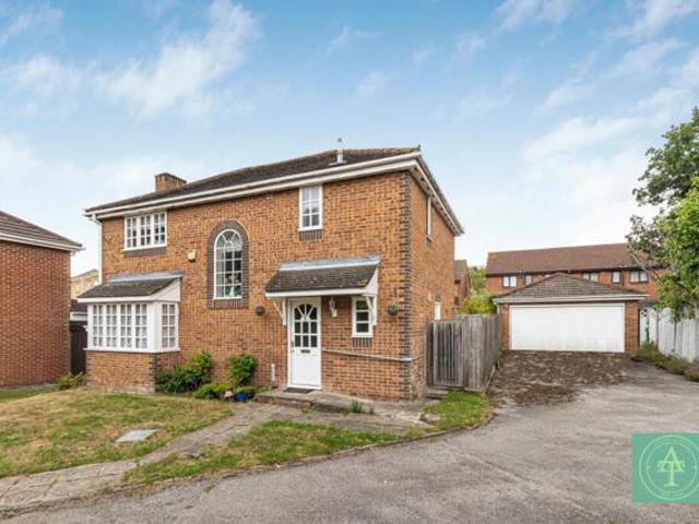 4 Bedroom House Enfield Greater London LS98834645