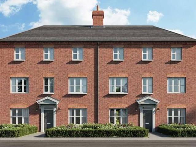 4 Bedroom House Enfield London LS102596935