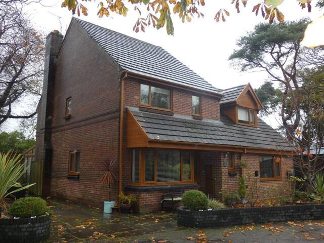 4 Bedroom House Eaglesbush Valley Eaglesbush Valley 98119144