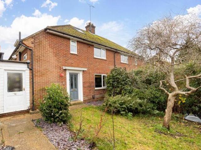 4 Bedroom House East Grinstead West Sussex LS98801104