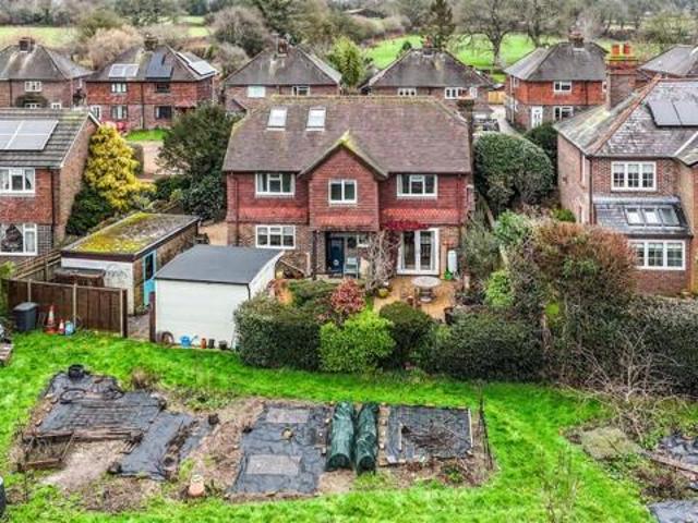 4 Bedroom House East Sussex East Sussex LS100502795