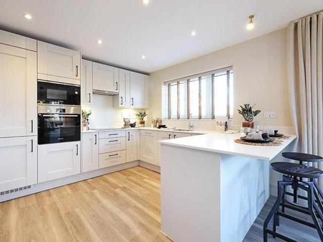 4 Bedroom House East Sussex East Sussex LS101025243