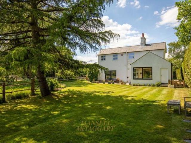 4 Bedroom House East Sussex West Sussex 99054839