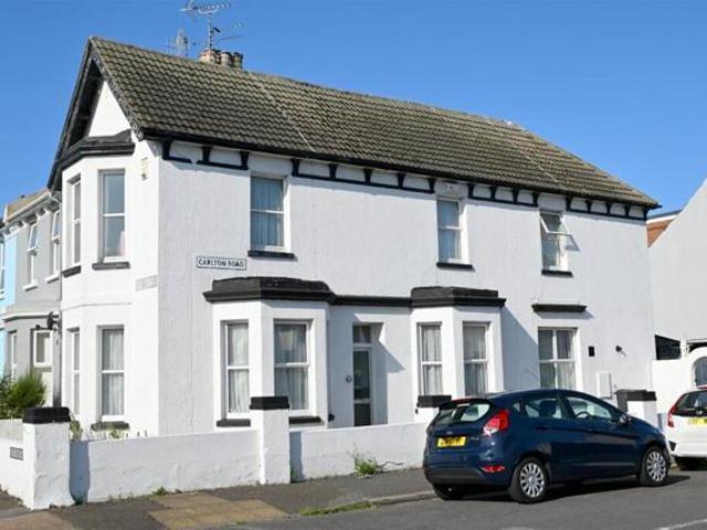 4 Bedroom House Eastbourne East Sussex LS100540795