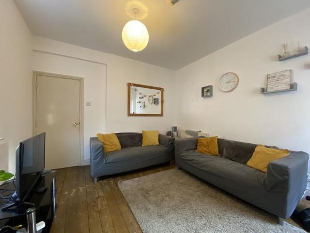 4 Bedroom House Edgbaston West Midlands 98957396
