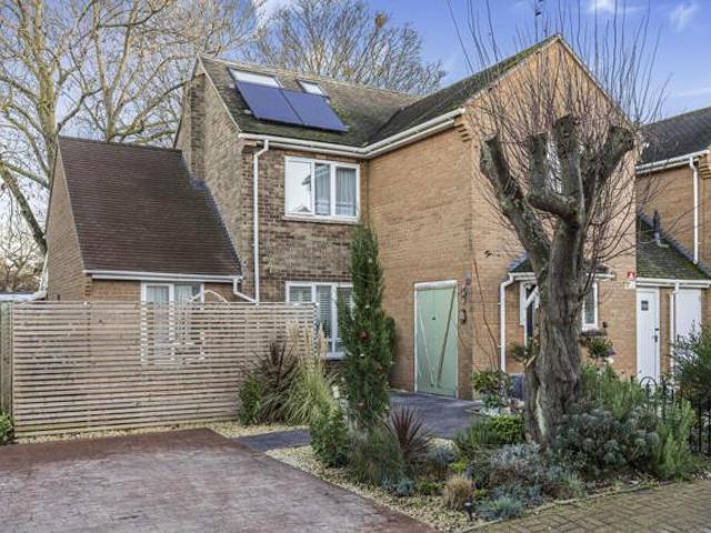 4 Bedroom House Ely Cambridgeshire LS100917872