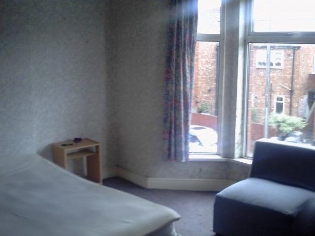 4 bedroom House Ernest St Crewe CW2