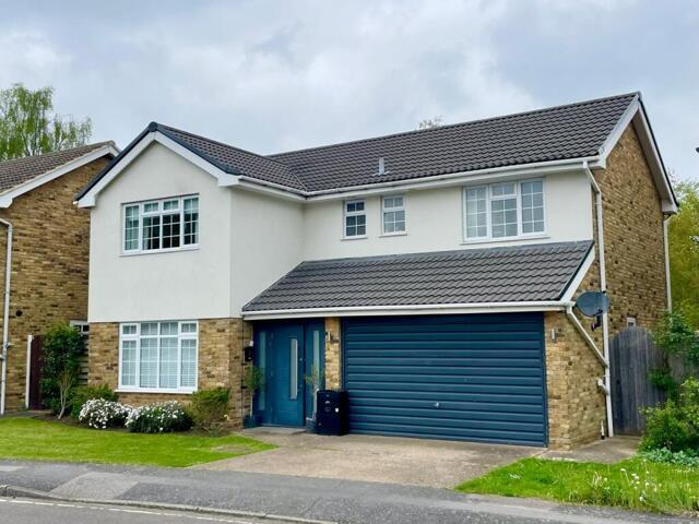 4 Bedroom House Essex Essex 100881420