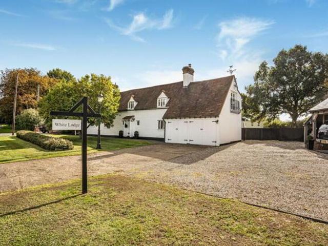 4 Bedroom House Essex Essex 99029097