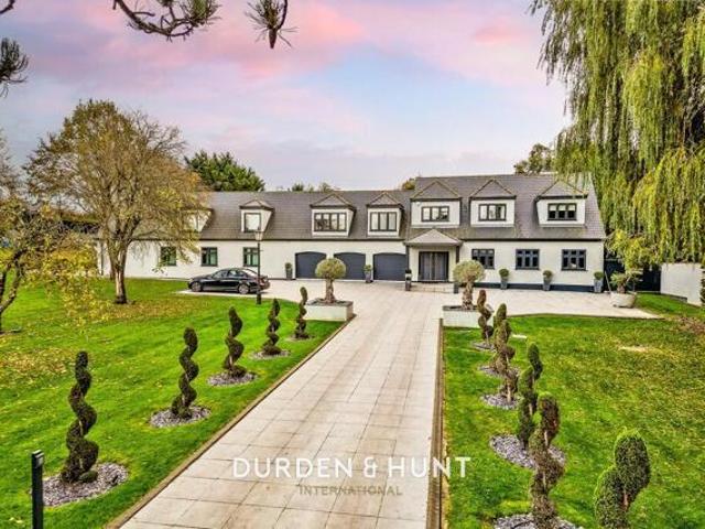 4 Bedroom House Essex Essex LS100058075