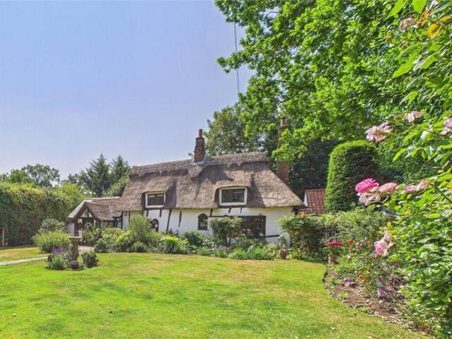 4 Bedroom House Essex Essex LS100096731