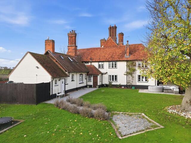 4 Bedroom House Essex Essex LS100096754