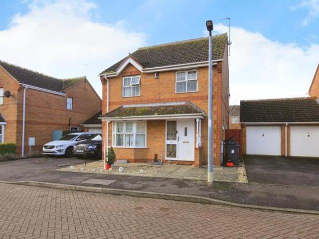 4 Bedroom House Eye Suffolk 100263388