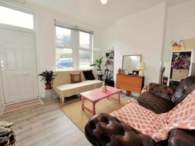 4 bedroom house for rent in 12 Gordon Terrace, LS6