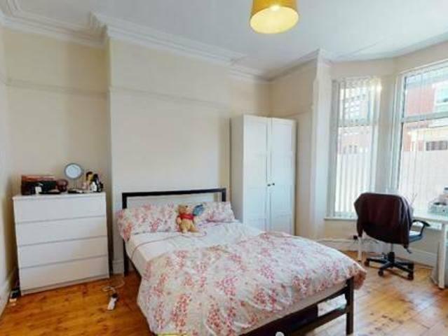4 bedroom house for rent in 62 Barrington Road L15