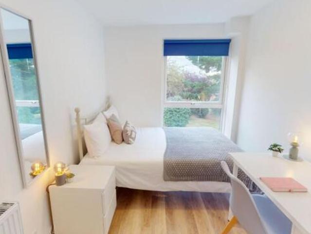 4 bedroom house for rent in 8 Lyncombe Close EX4 5EJ, EX4