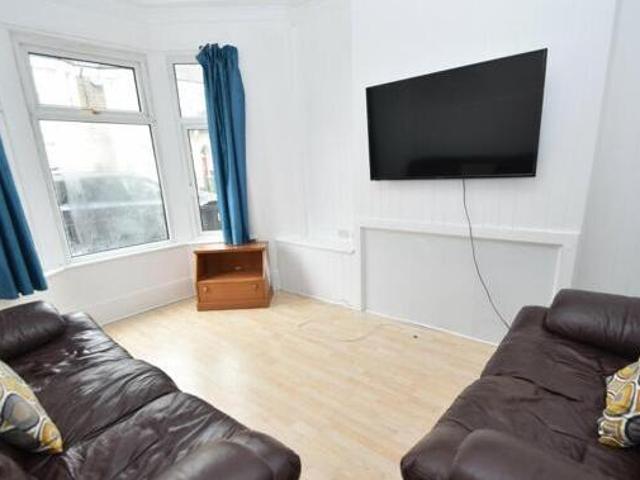 4 Bedroom House For Rent In Cathays