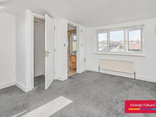 4 bedroom house for rent in Cameron Road, Catford, London, SE6