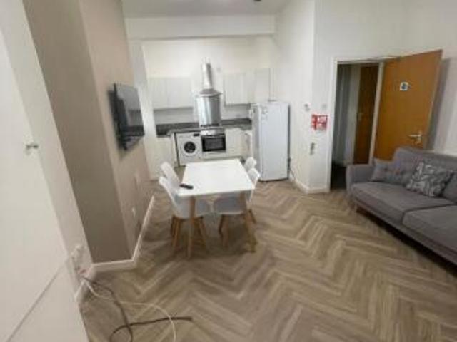 4 bedroom house for rent in Cardigan Road, Leeds, LS6