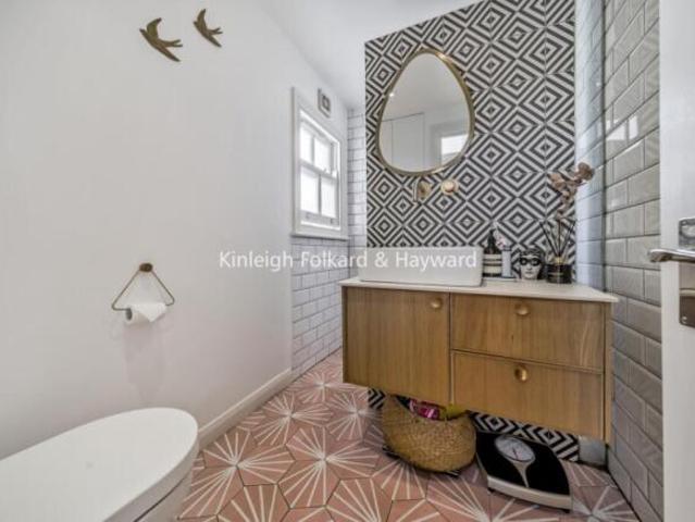 4 bedroom house for rent in Chasefield Road, London, SW17