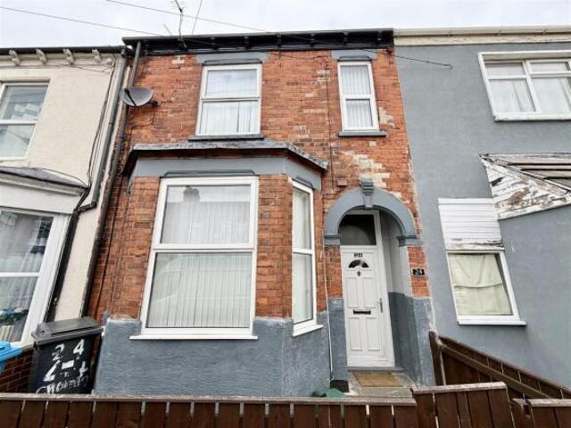4 bedroom house for rent in Cholmley Street, Hull, HU3