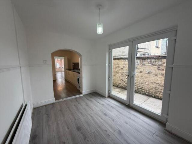 4 bedroom house for rent in Clare Road, Bootle, Merseyside, L20
