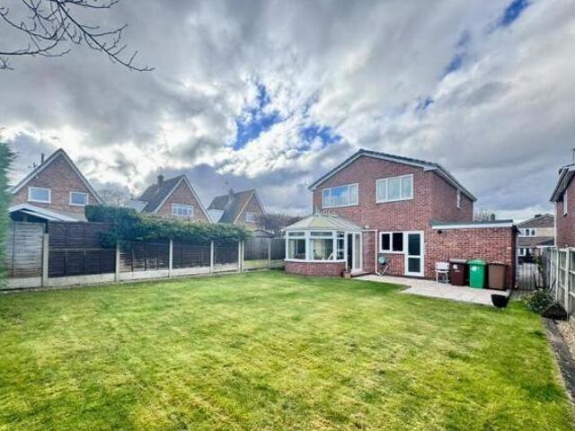 4 Bedroom House For Rent In Clifton