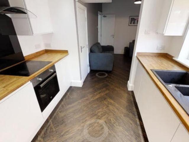 4 bedroom house for rent in Cromer Street, Hull, HU5