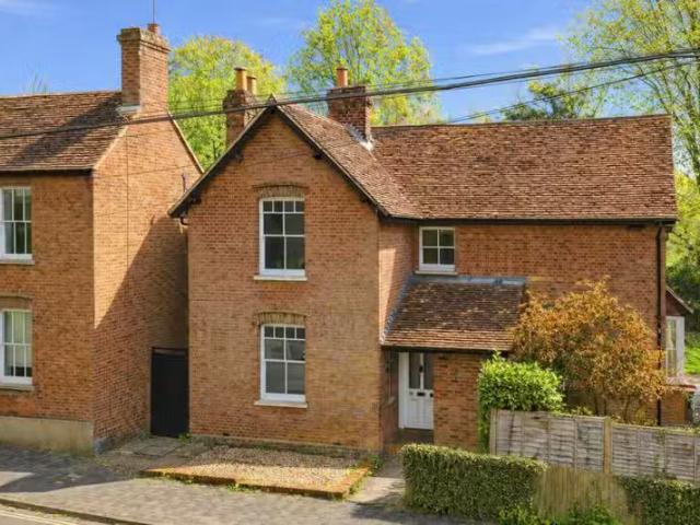 4 bedroom house for rent in Abbey Mill Lane, St. Albans, Hertf.