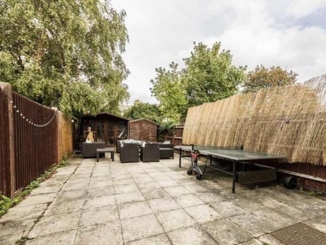 4 bedroom house for rent in Balham New Road, Balham, SW12