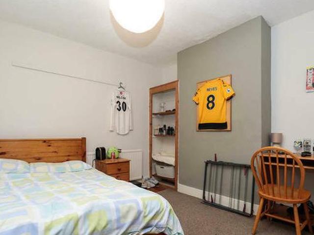 4 bedroom house for rent in Beatrice Road Southsea Hampshire PO4