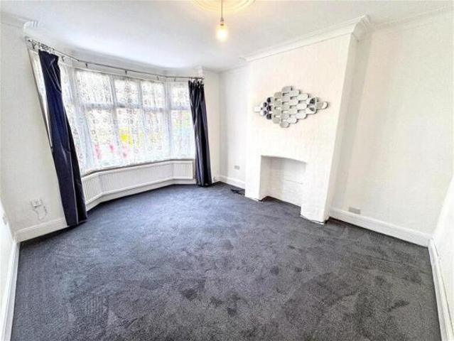 4 bedroom house for rent in Belgrave Road, Leyton, E10