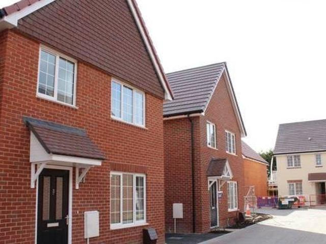 4 bedroom house for rent in Bennett Gardens Ferring West Sussex BN12