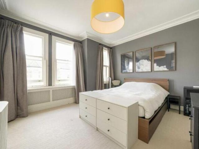 4 bedroom house for rent in Beryl Road, Hammersmith, W6