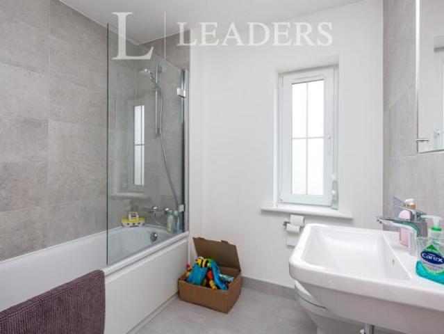 4 bedroom house for rent in Breething Road, Dunton Green, TN14